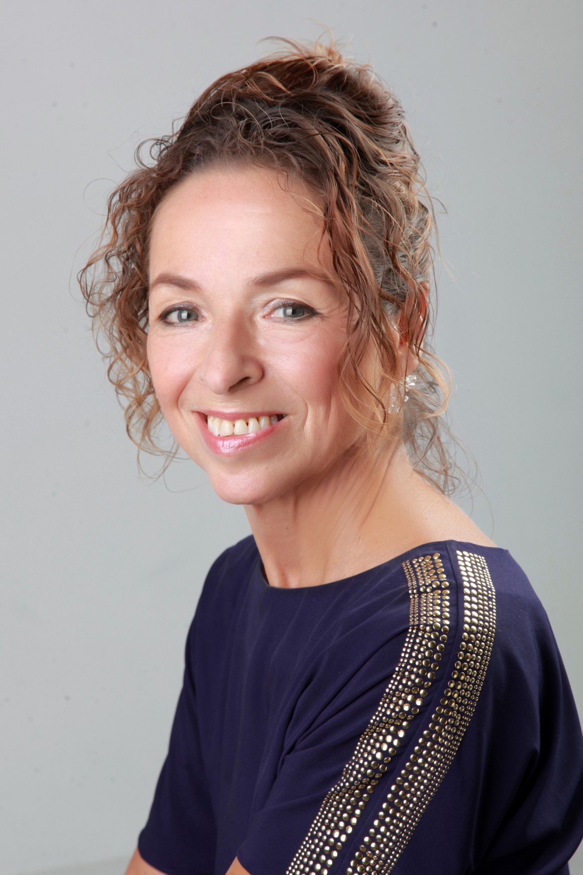 Packing and Tracking in a Tech-Savvy World