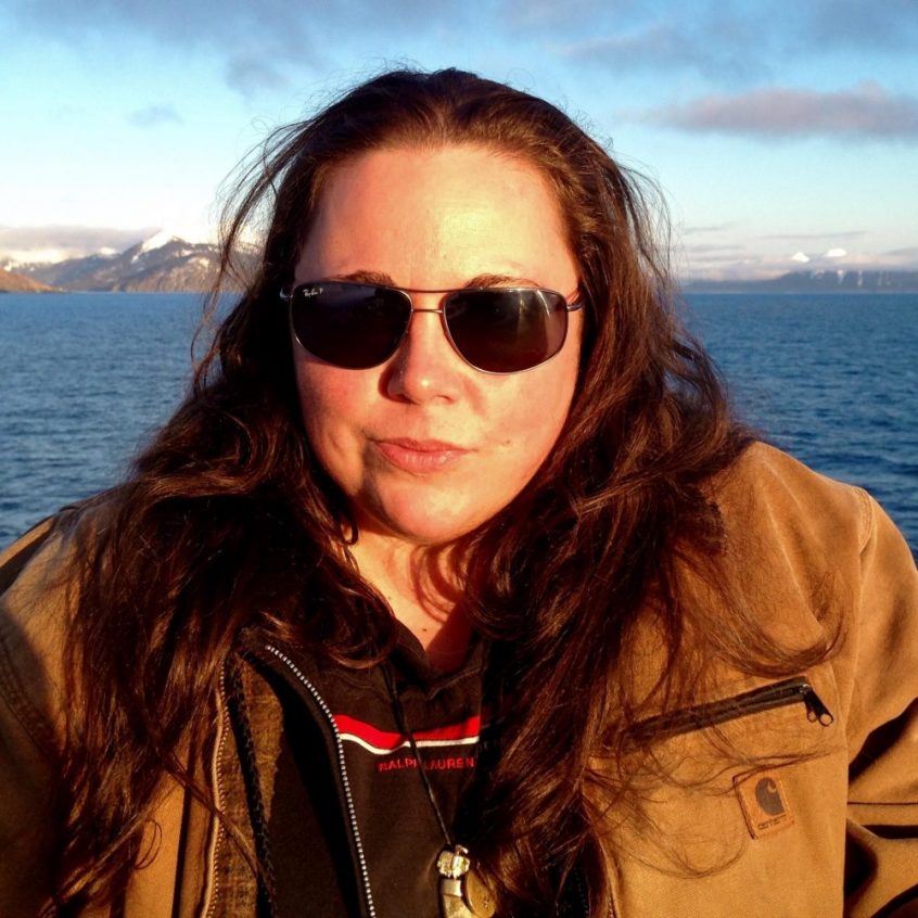 This Alaska Woman is Living Off the Grid All While Helping ...
